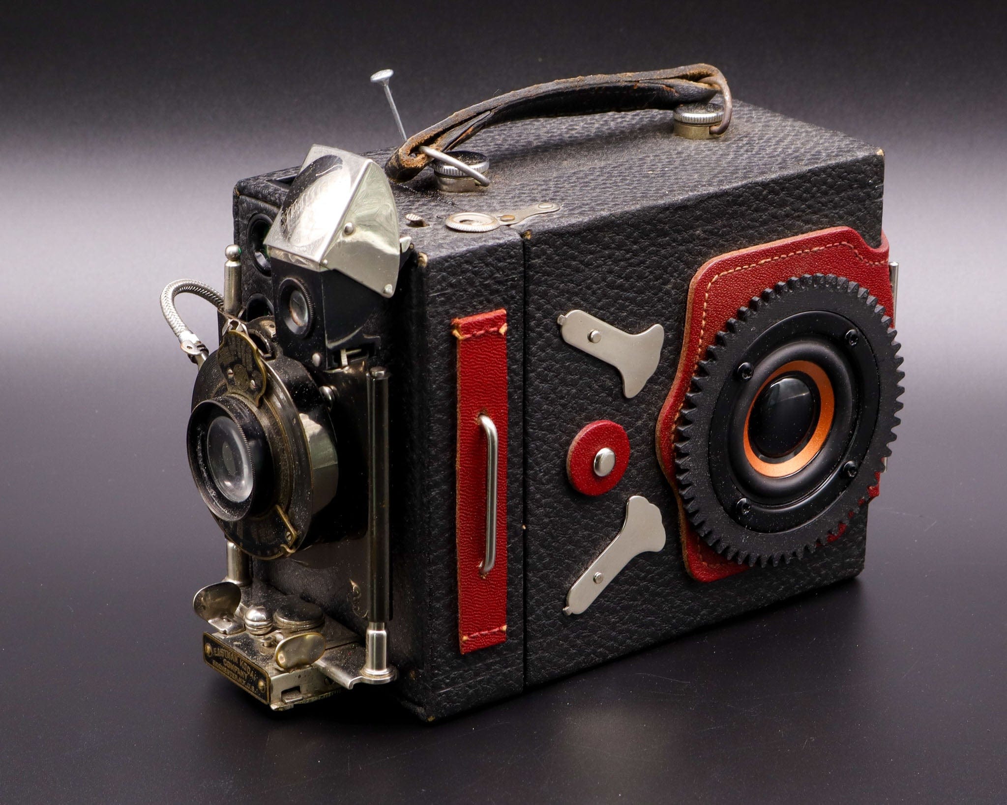 "The Red Baron VI" Steampunk Bluetooth Speaker, Gifts for Geeks, Elect ...