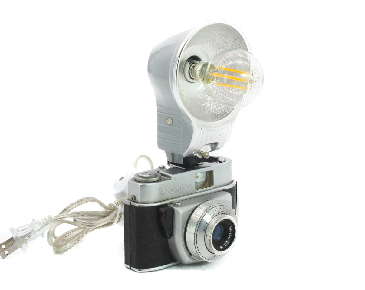 Vintage Distinctive Table/Desk Lamp - Beier Beirette v Camera - Photog ...